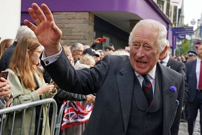 Whoopy Do! King and Queen are coming to Edinburgh – The NEN – North ...