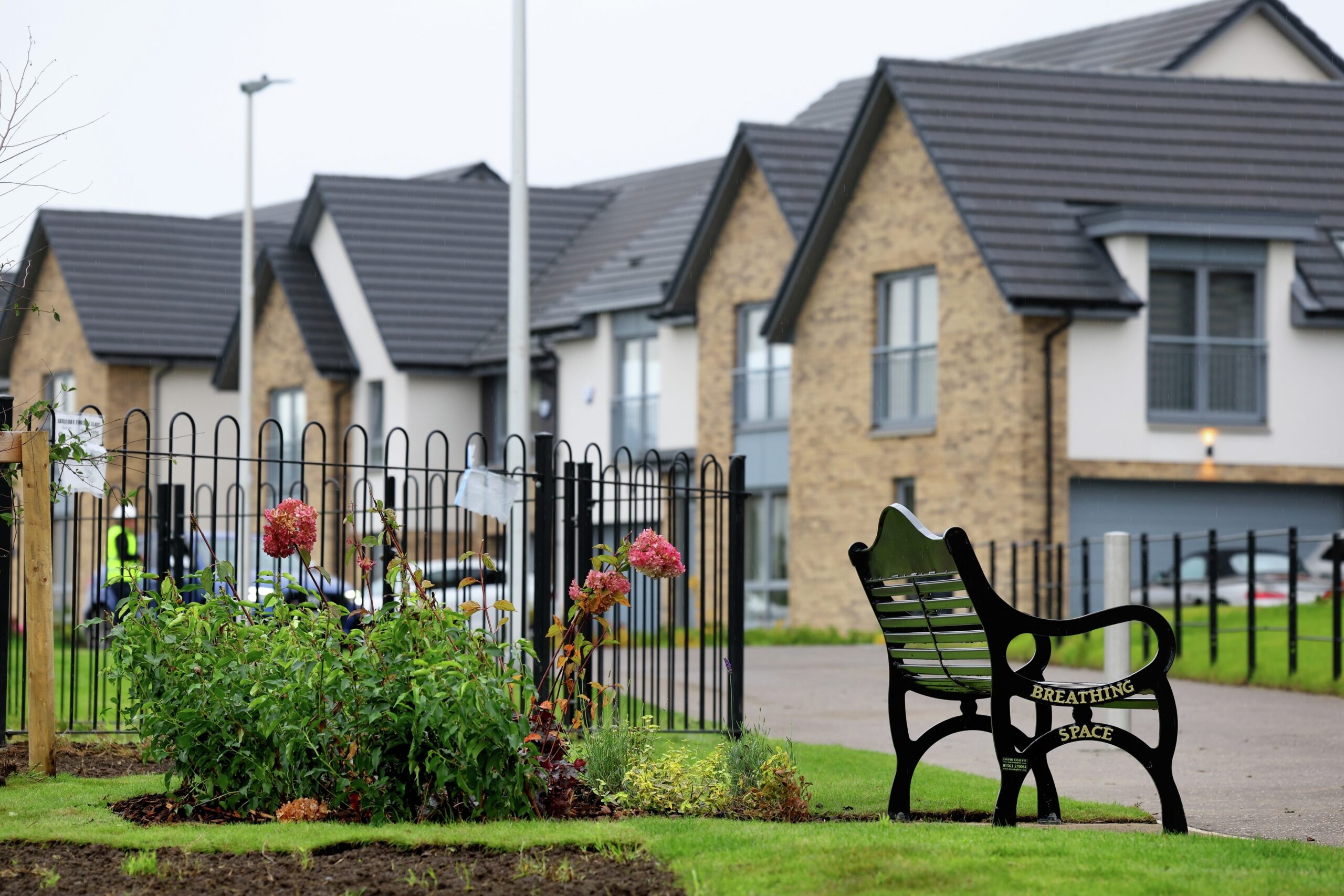 Breathing Space benches at Cammo Meadows development – The NEN – North ...