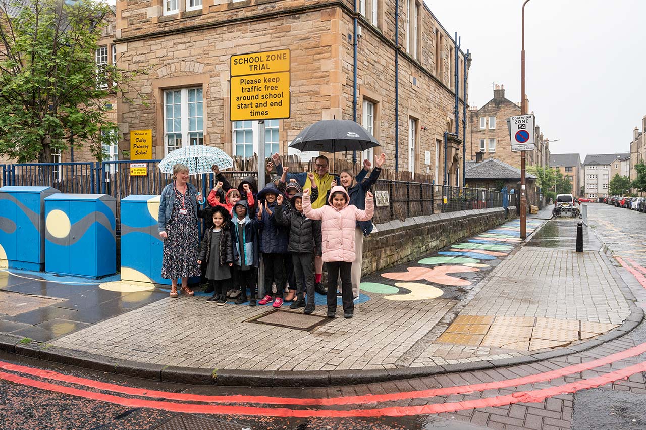 Dalry Primary pupils celebrate arrival of safer streets – The NEN ...