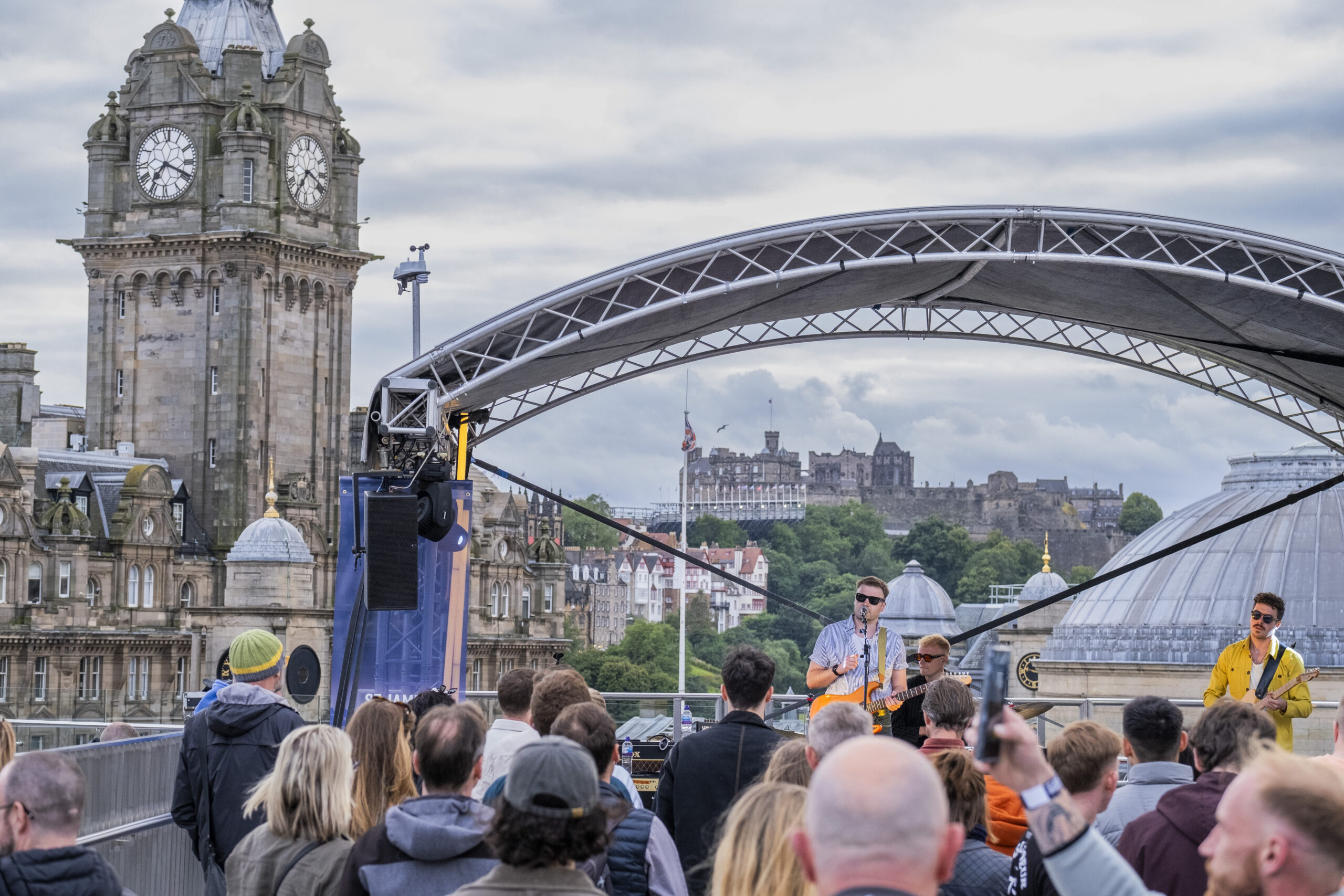 Pop-Up Vinyl Lounge brings soulful sounds to the heart of Edinburgh ...